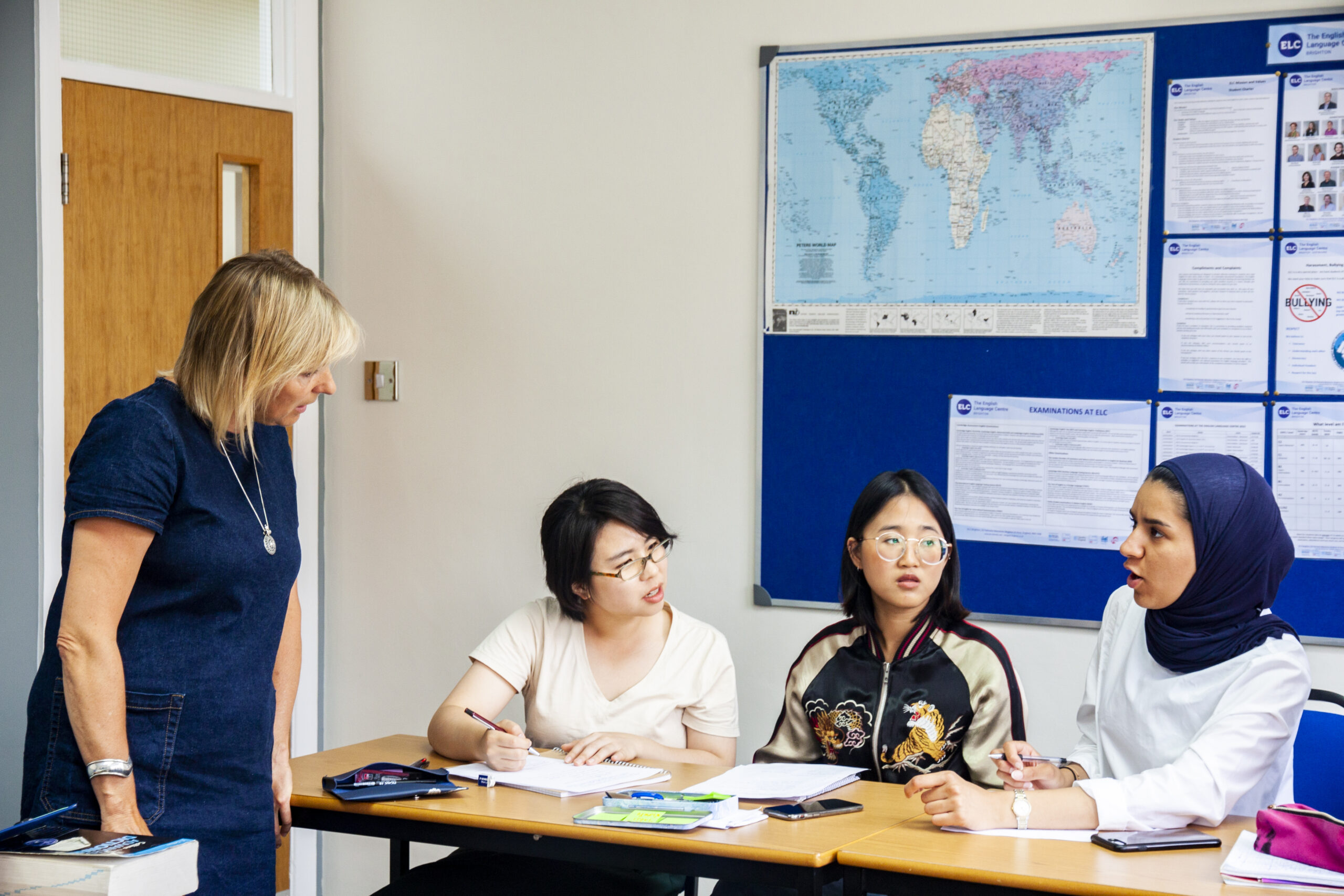 ELC Brighton - General English Course + TOEIC preparation - RebootGo